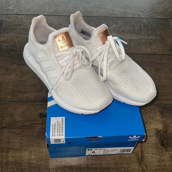 adidas | Shoes | Adidas 6 White Swift Run | Poshmark